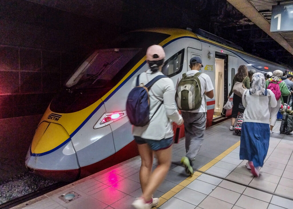 Malaysia Train Travel: Kuala Lumpur to Perlis & Beyond - The Island Drum