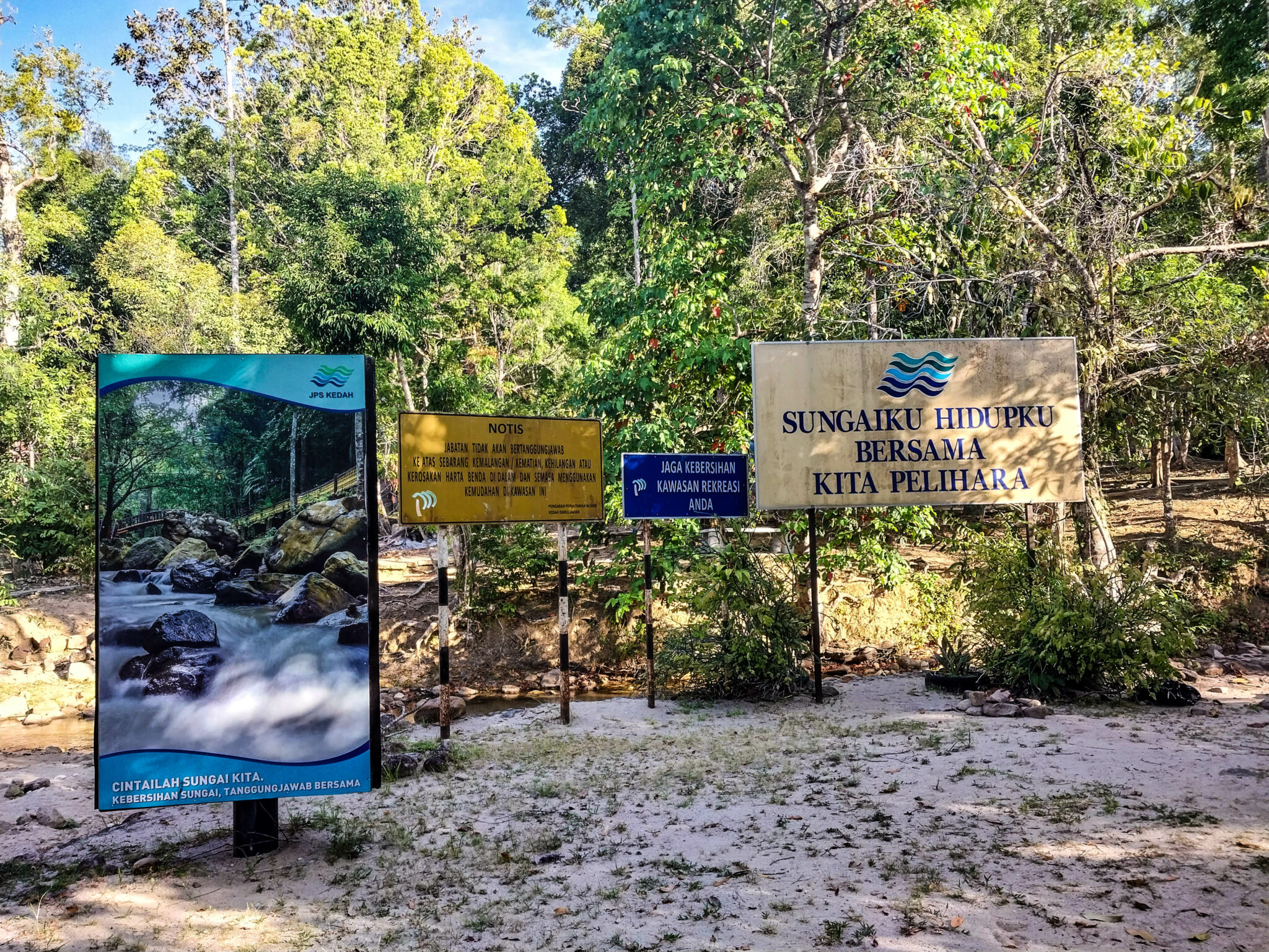 Climbing Gunung Raya's Eagle Stairs - The Island Drum