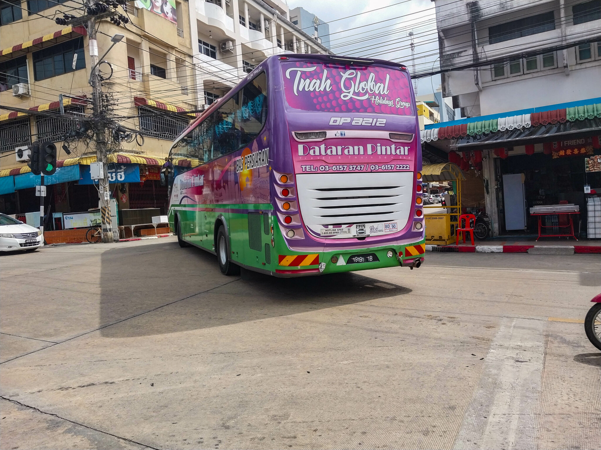 Getting from Sungai Petani, Malaysia to Betong, Thailand - The Island Drum