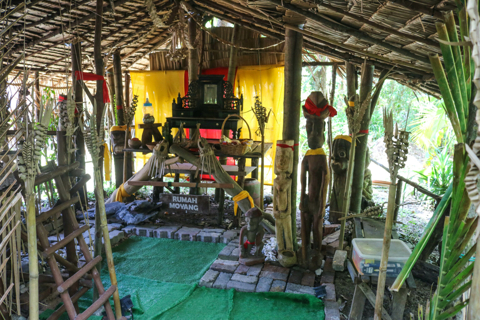 Mah Meri Cultural Village Worth a Visit? Yes! - The Island Drum