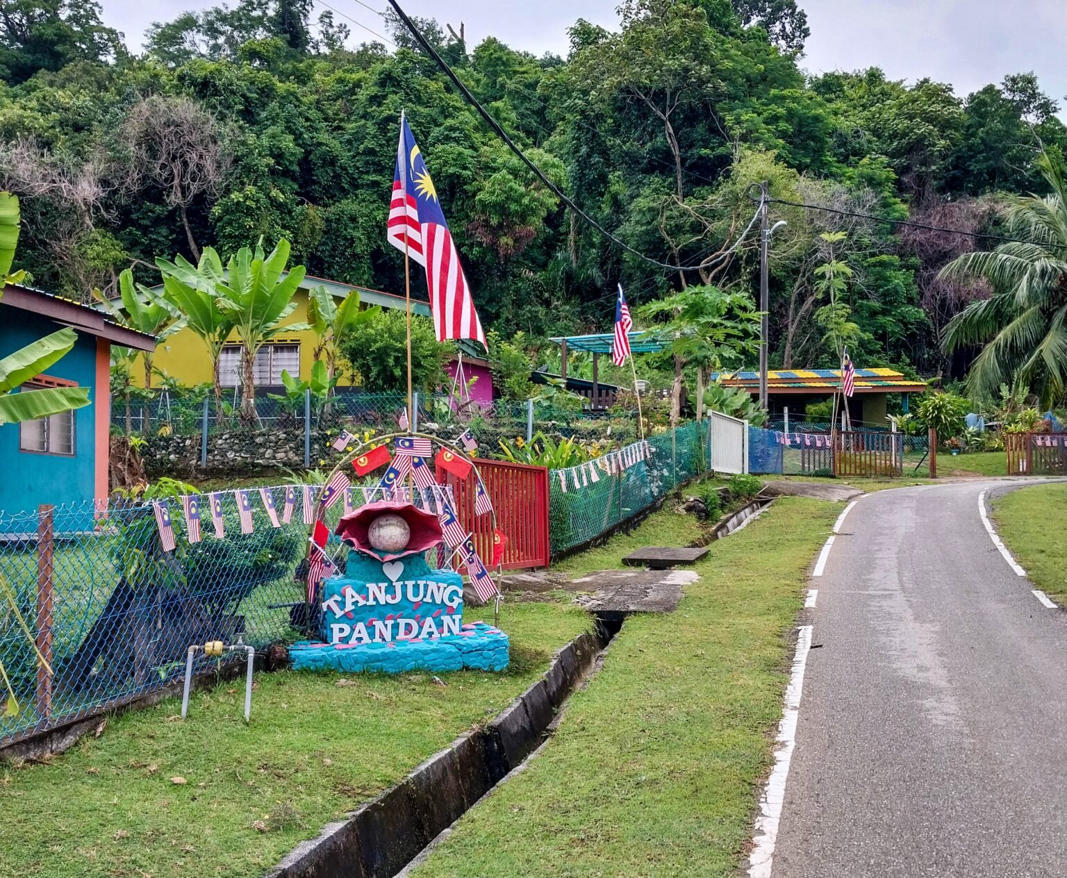 Bestuba Tours, Best Pulau Tuba Island Tours - The Island Drum